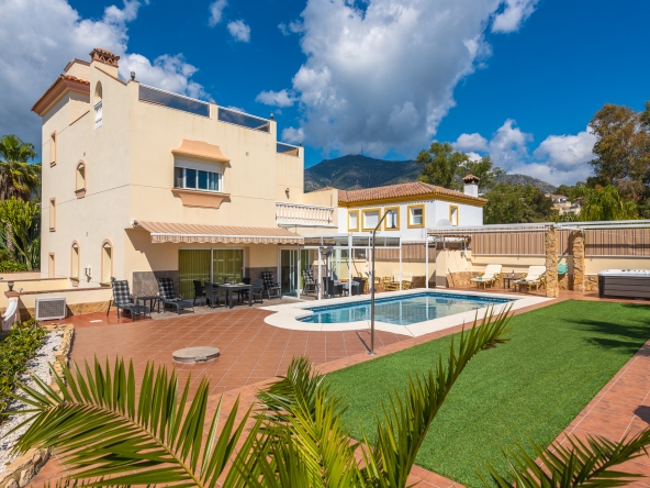 Pilar Homes - Specialized on Coastline Luxury Properties