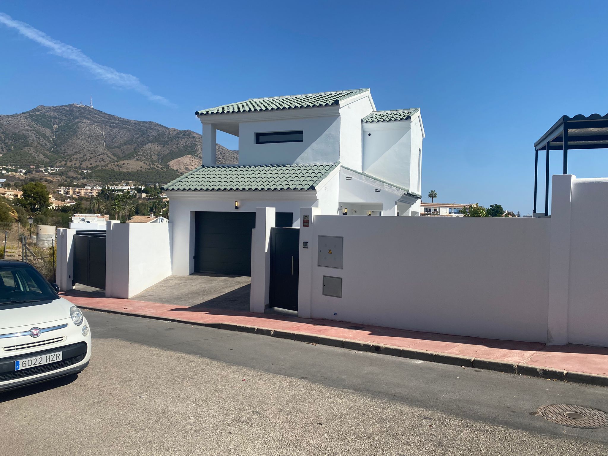 A plot where to build your dream home - Pilar Homes