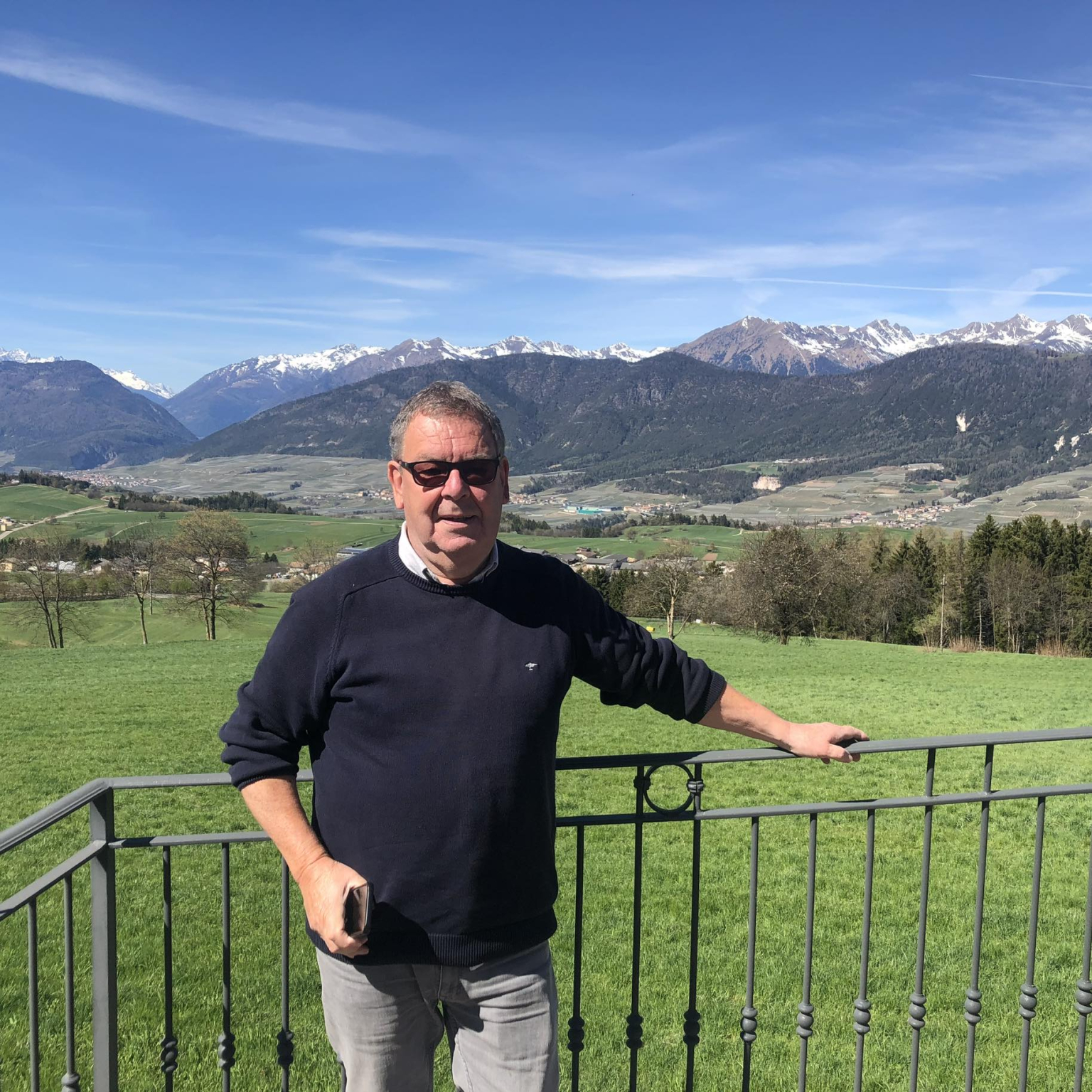 Pilar Homes - Specialized on Coastline Luxury Properties